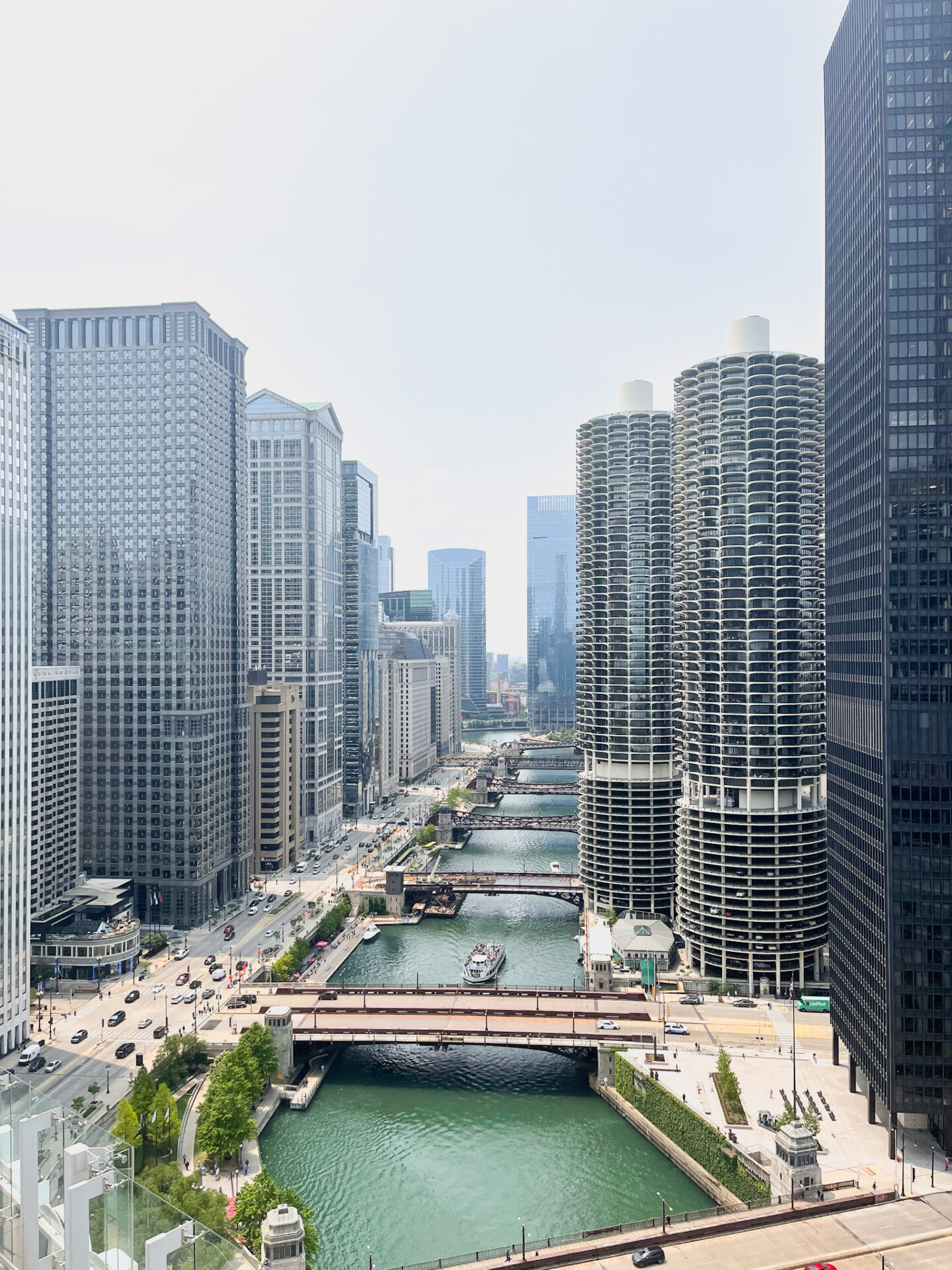 12 Free Things to Do in Chicago: Budget-Friendly Attractions ...